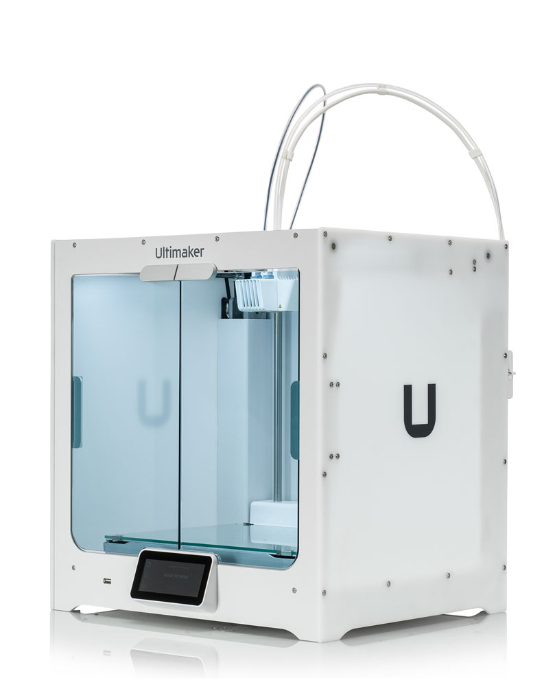 What are the differences between the UltiMaker S5 versions?