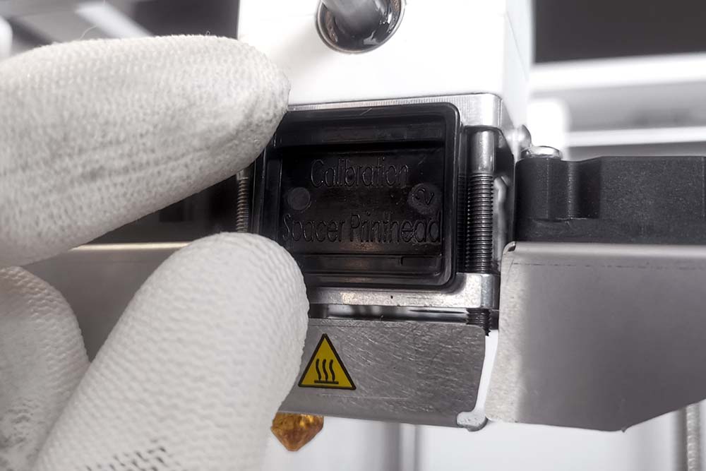 How to check and replace the TFM coupler on the Ultimaker 2+ Connect