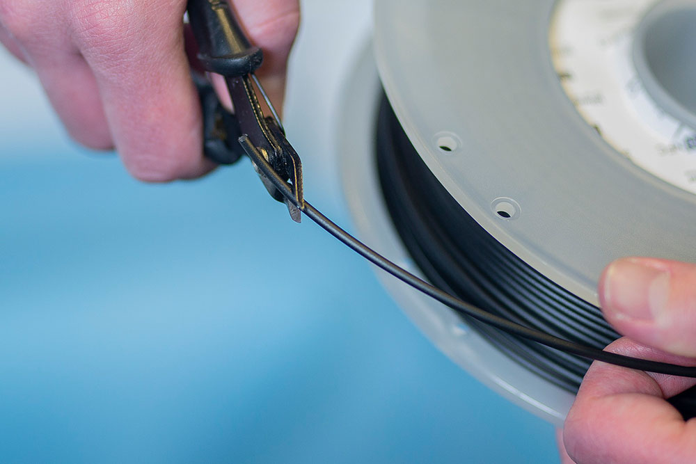 Removing broken PVA from the Material Station