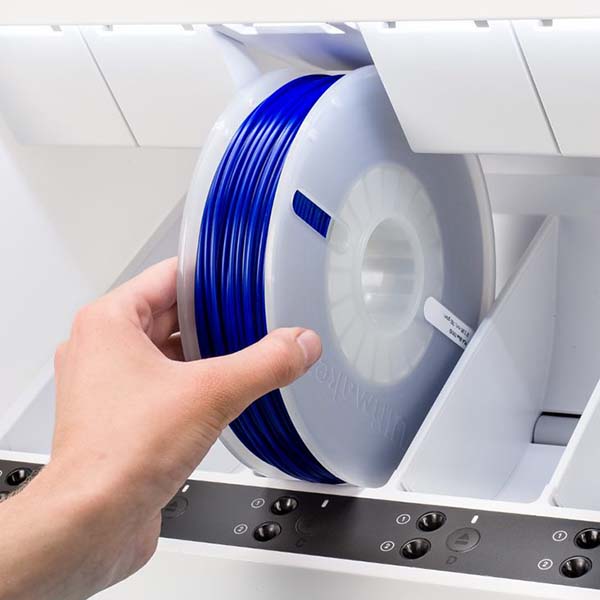 Load and unload materials in the Material Station